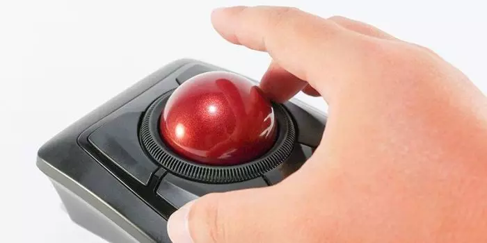 trackball-vs-mouse-pahlawan