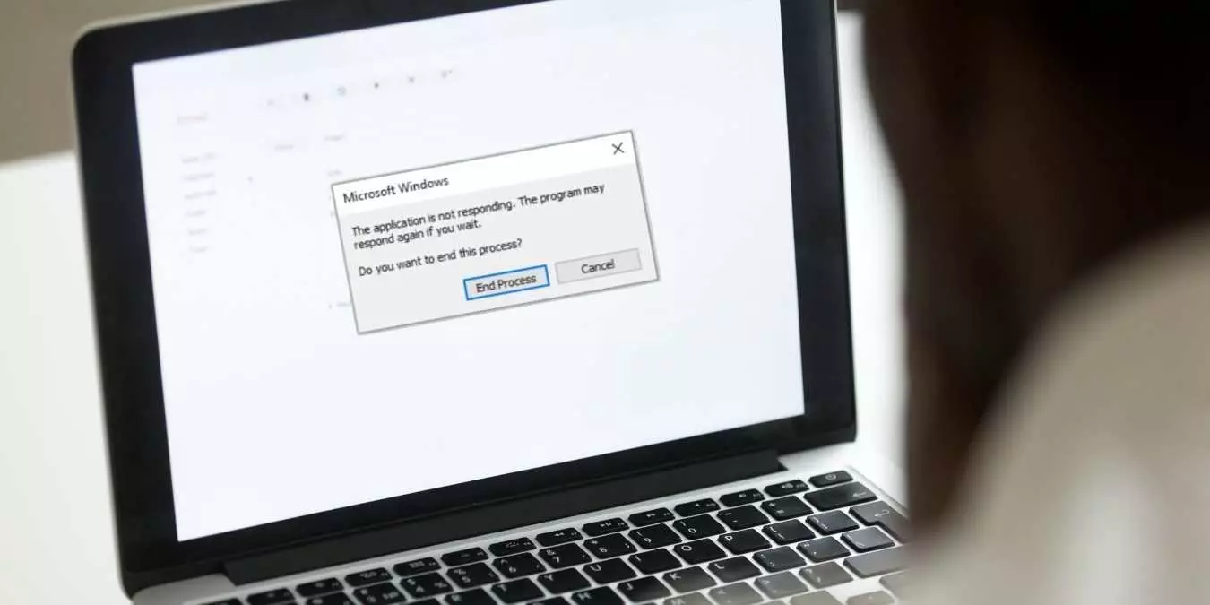 Windows Unresponsive Itinatampok na Larawan